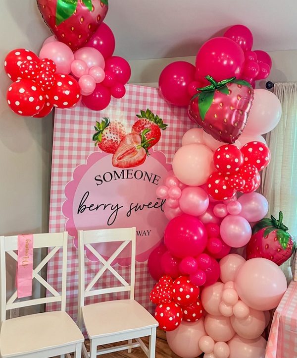 A Berry Sweet Baby is on the Way! – Strawberry Baby Shower – Baby ...