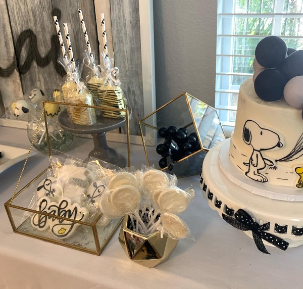 Adorable Peanuts / Snoopy Baby Shower Ideas – Baby Shower Ideas 4U